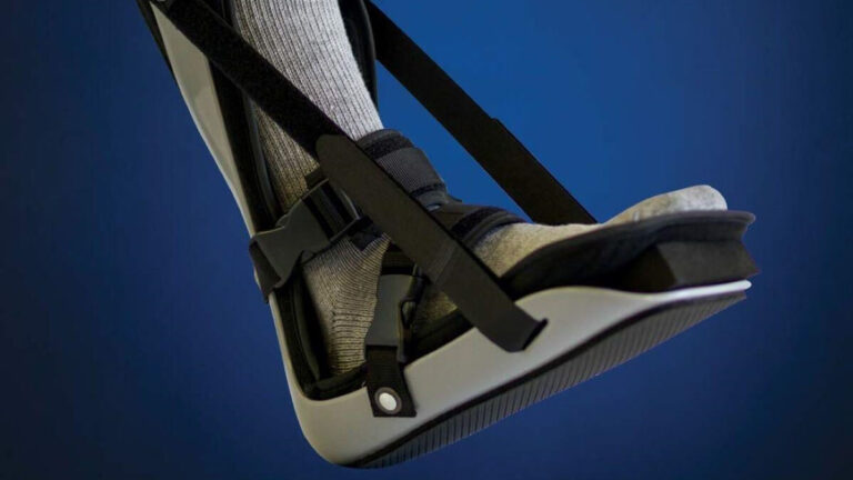 Night Splints for Plantar Fasciitis – How to Get a Good Night’s Sleep ...